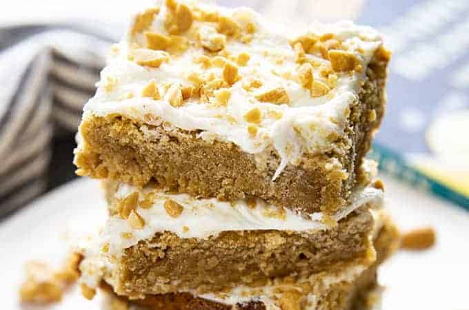 Fluffernutter Bars - The Salty Marshmallow