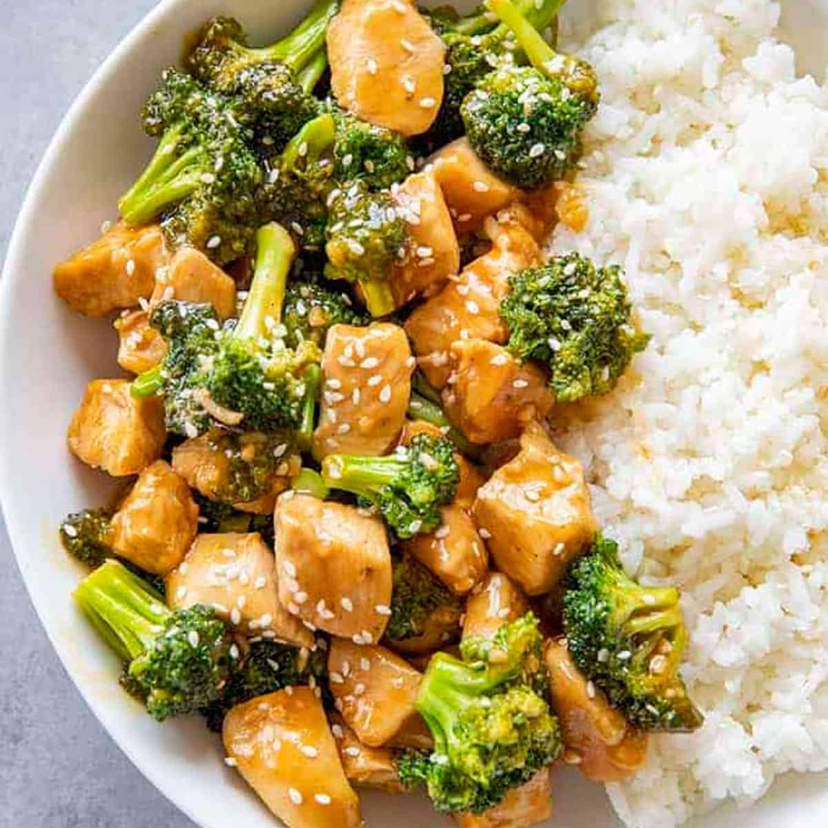 Easy Chicken and Broccoli - The Salty Marshmallow